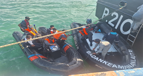 Kapal Ikan Berbendera Indonesia Tenggelam di Perairan Perbatasan Singapura, 30 Kru Selamat